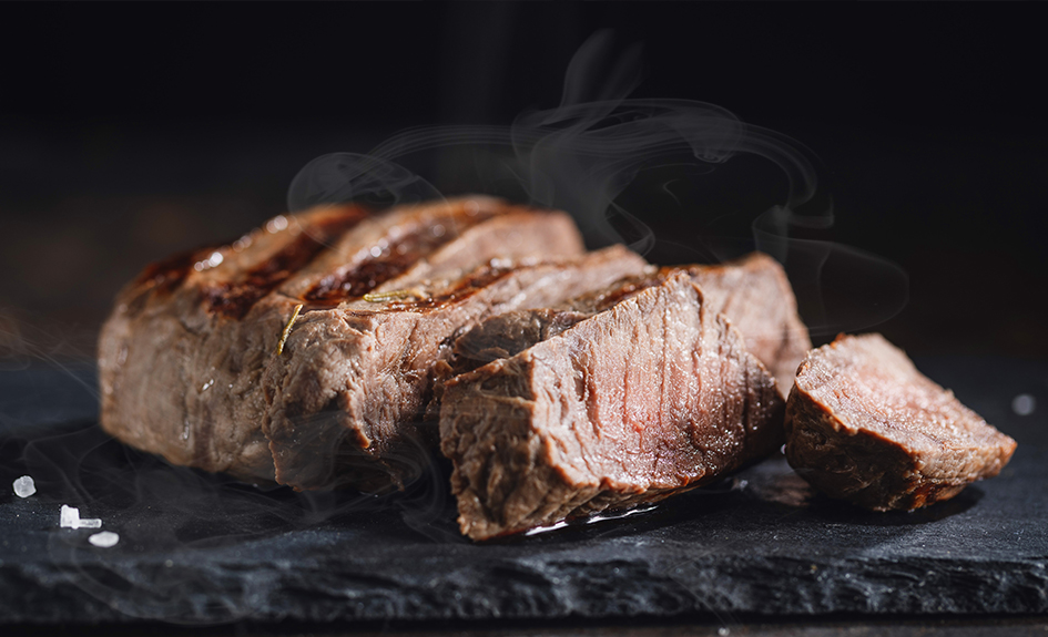 Menu viande sur ardoise avec entrée, dessert et Kir de bienvenue dès 2 ...