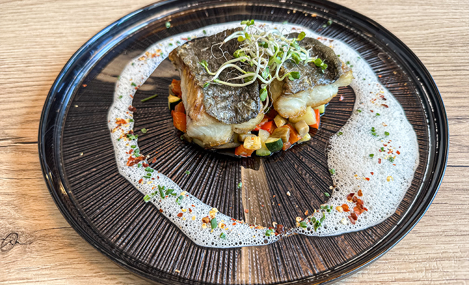 Menu Surprise avec entrée, dessert et Verre de bienvenue dès 2 ...