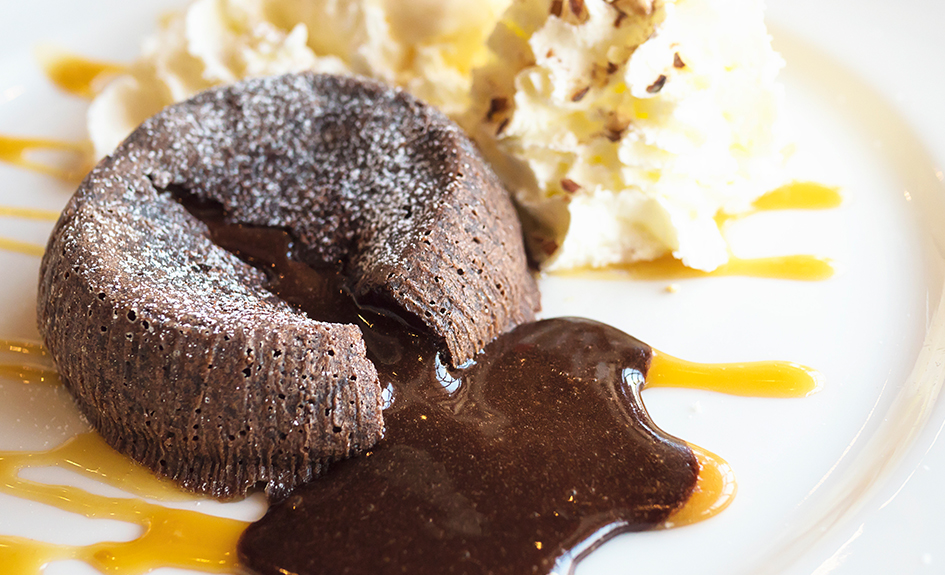 Menu viande sur ardoise avec entrée, dessert, Kir de bienvenue et ...